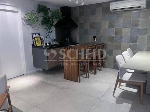Apartamento com 3 suítes, 3 vagas de garagem e terraço gourmet na Vila Mariana