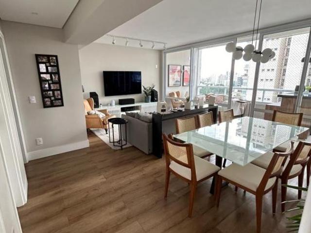 Apartamento com 3 Suítes 3 vagas em Perdizes Novo e reformado