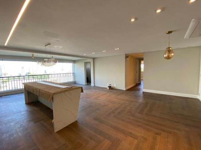 Apartamento com 3 suítes 3 Vagas na Vila Andrade