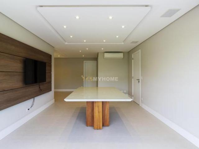 Apartamento com 3 suítes, 3 vagas no Água verde, 158m² Curitiba,PR
