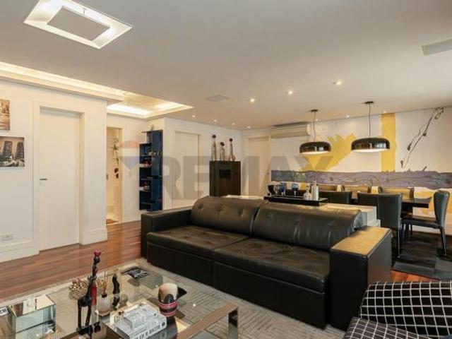 Apartamento com 3 suítes, 193 m², no Água Verde, Condomínio Quartier