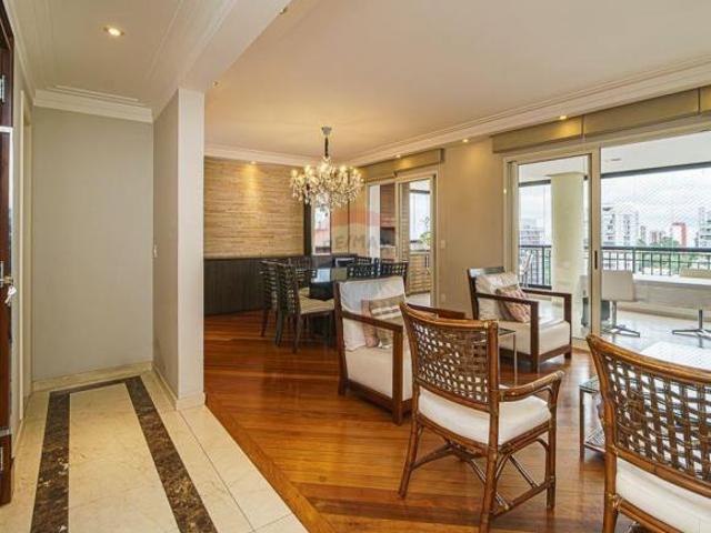 Apartamento com 3 suítes, 214 m², com linda vista, ao lado do metrô Vila Madalena