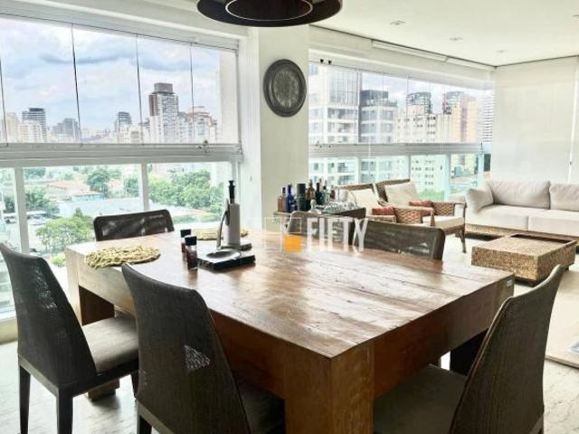 Apartamento com 3 suítes, 210 m² Vila Olímpia São Paulo/SP