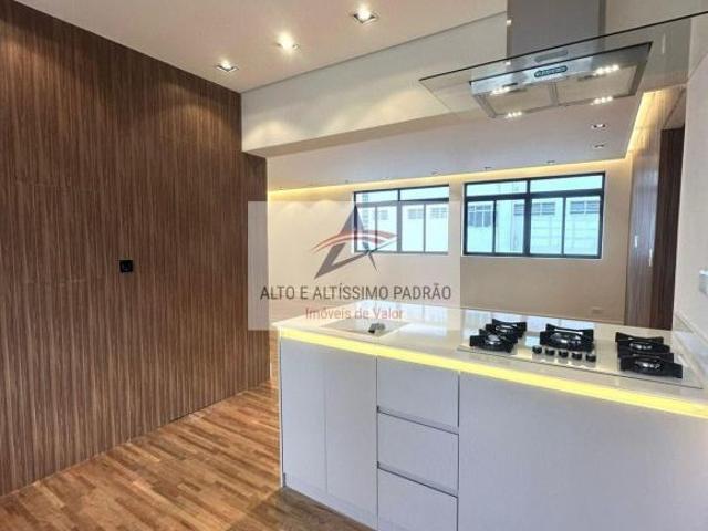 Apartamento com 3 suítes 2 vagas a venda na Oscar Freire