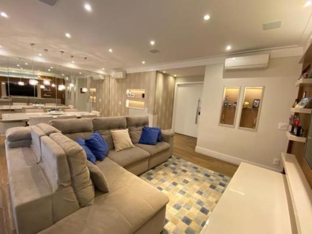 Apartamento com 3 suítes 2 vagas a venda na Aclimação