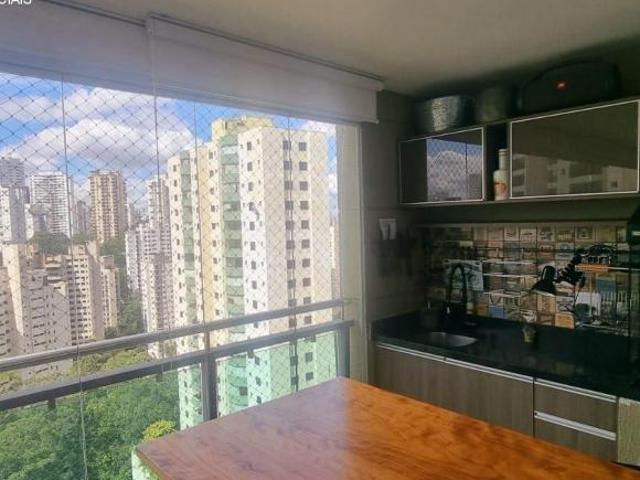 Apartamento com 3 suítes 2 vagas a venda na Vila Andrade