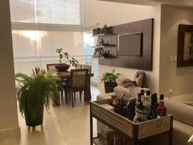 Apartamento com 3 suítes 2 vagas a venda no Panamby