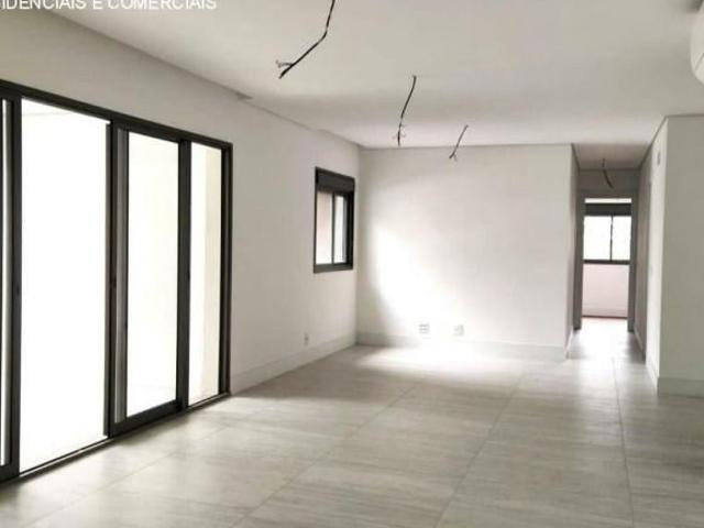 Apartamento com 3 suítes 2 vagas a venda em Pinheiros