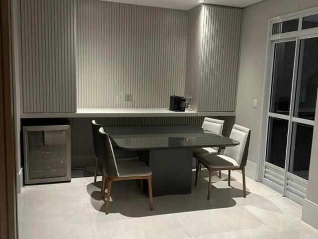 Apartamento com 3 suítes 4 vagas a venda no Panamby