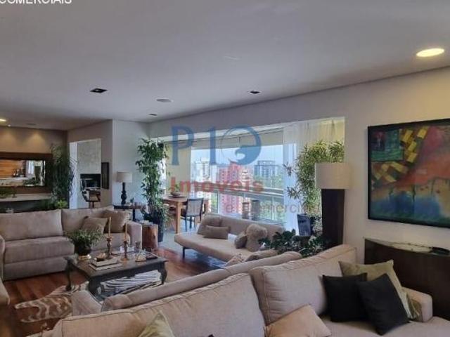 Apartamento com 3 suítes 4 vagas a venda no Panamby