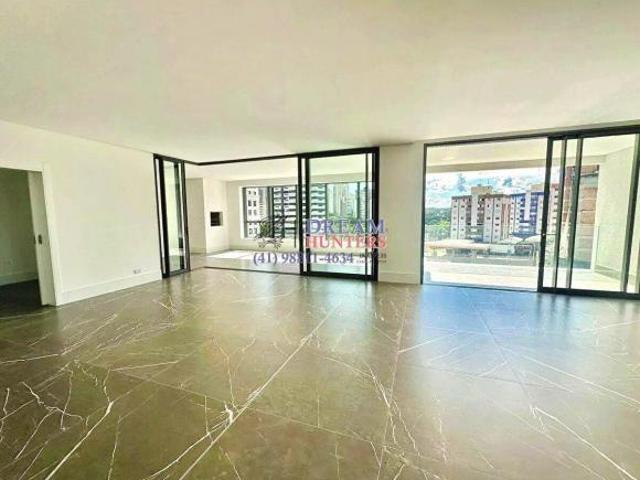 Apartamento com 3 Suítes, 4 Vagas, com 228m² Área privativa, bairro Ecoville