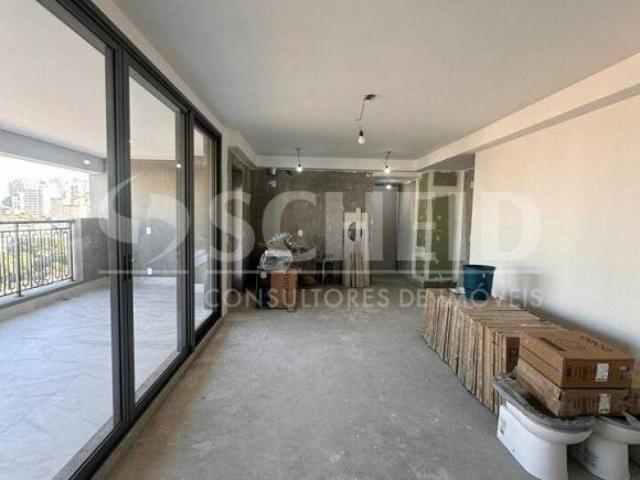 Apartamento com 3 suítes, 4 banheiros, 2 vagas, para venda na Vila Mariana