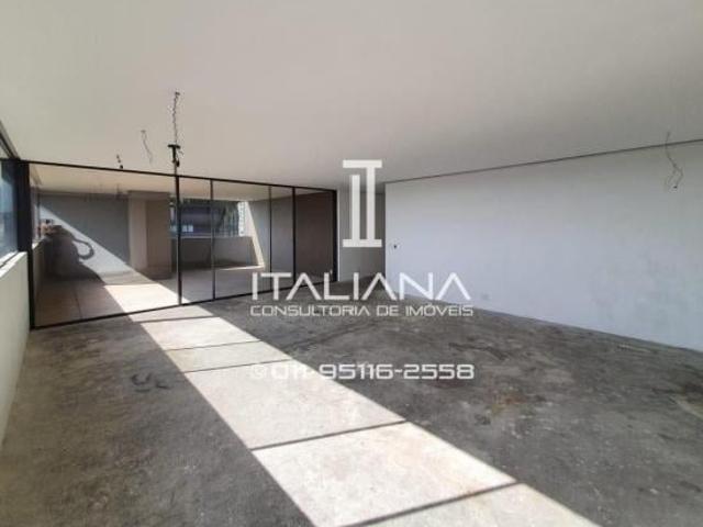 Apartamento com 3 Suítes 6 Vagas na Vila Madalena São Paulo