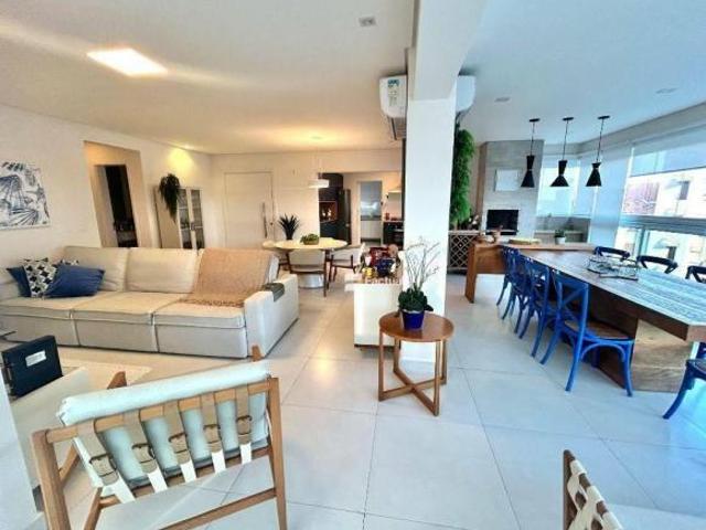 Apartamento com 3 suites à venda, 141 m² por R$ 1.500.000 Enseada Guarujá/SP