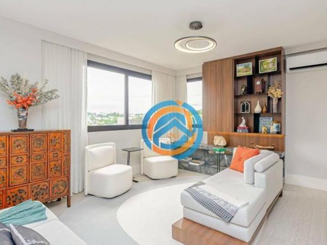 Apartamento com 3 SUÍTES à venda, 189 m² no Champagnat Curitiba/PR