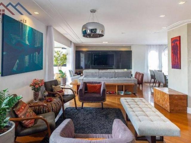 Apartamento com 3 suítes à venda, 190 m² por R$ 3.180.000 Moema São Paulo/SP