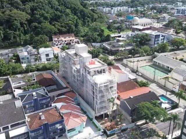 Apartamento com 3 suítes à venda em Caiobá!