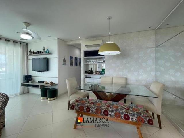 Apartamento com 3 suites a venda em Guaruja