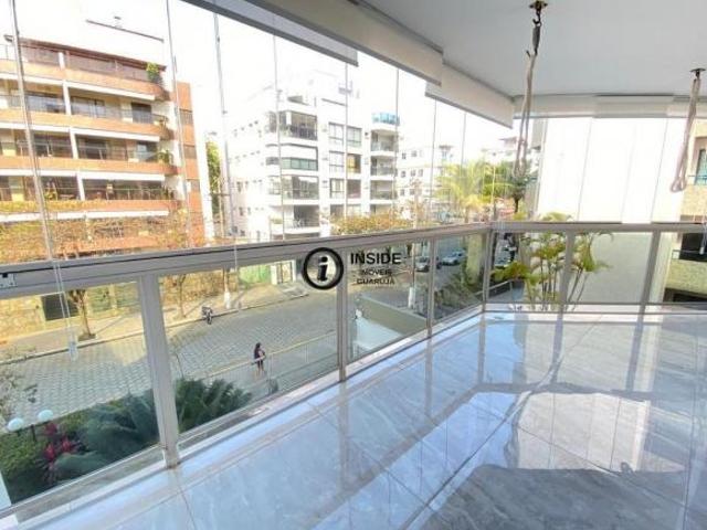 Apartamento com 3 suítes à venda na enseada