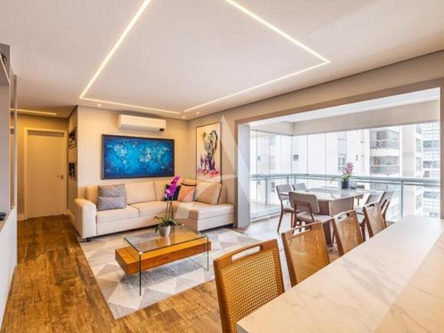 Apartamento com 3 suítes à venda no Taquaral em Campinas/SP
