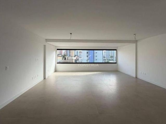 APARTAMENTO COM 3 SUÍTES À VENDA NO CAMBUÍ, CAMPINAS SP