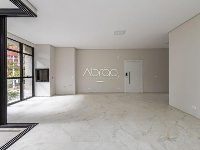Apartamento com 3 suítes à venda no Edifício Casam