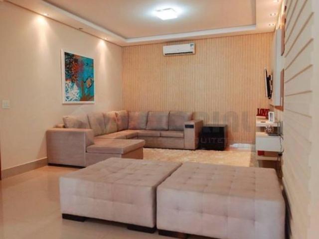 Apartamento com 3 suítes à venda por R$ 1.900.000 Centro Ubatuba/SP
