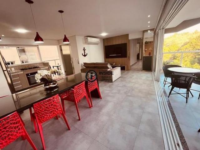 Apartamento com 3 suítes Asturias 50m do mar