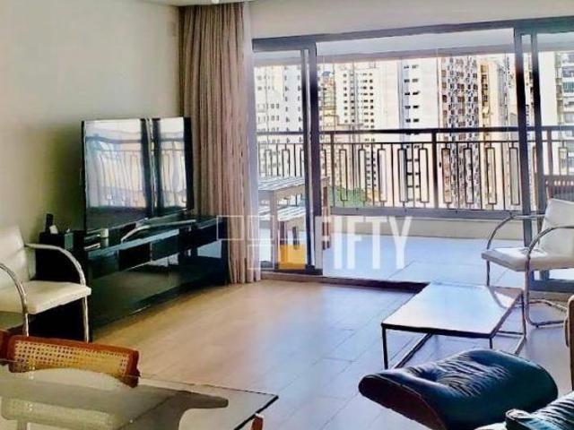 Apartamento com 3 Suítes de 149 m² `Venda em Moema