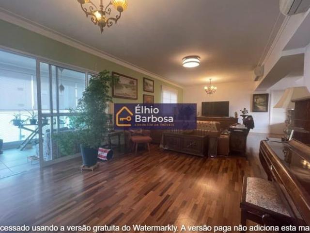 Apartamento com 3 suítes e 4 vagas no Lorian Boulevard
