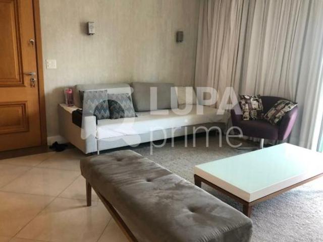 Apartamento com 3 suítes e 4 vagas á venda no Jardim São Paulo