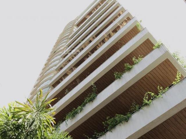 Apartamento com 3 suítes e 4 vagas de garagem, essa unidade possui 287 m²