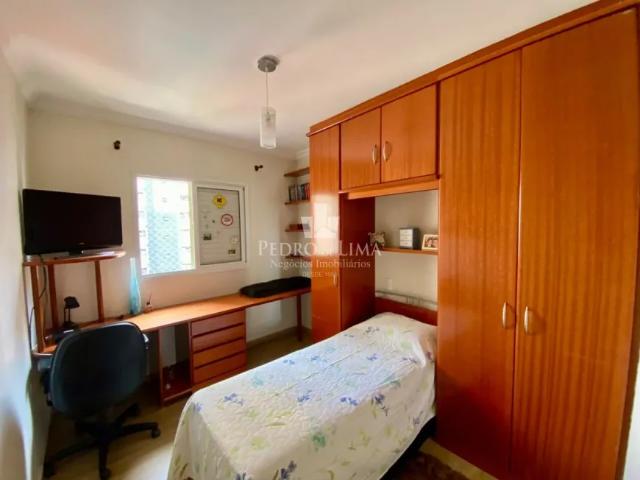 Apartamento com 3 suítes e 3 vagas no condomínio Champs Elysees