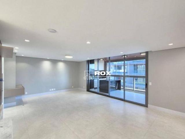 Apartamento com 3 suítes e 3 vagas, à venda Batel Curitiba/PR