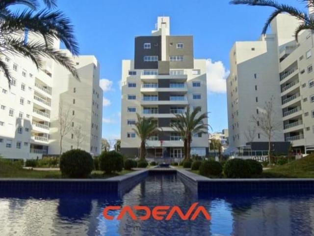 Apartamento com 3 suítes e 3 vagas à venda no Água Verde