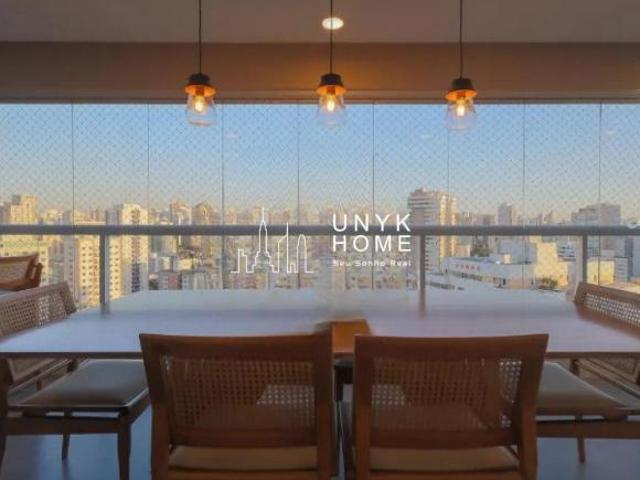 Apartamento com 3 suítes e varanda gourmet