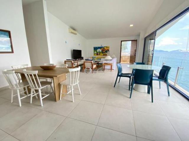 Apartamento com 3 suites, e vista espetacular para o mar na praia d
