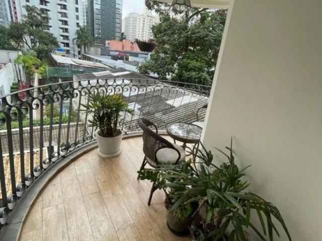 Apartamento com 3 suítes em Moema, conforto, localização e lazer completo