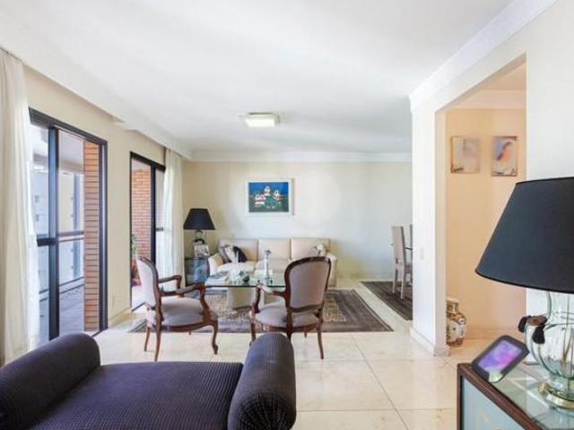 Apartamento com 3 Suítes, Lazer Completo e 3 Vagas no Alto da Lapa