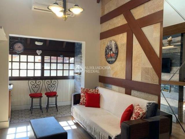 Apartamento com 3 Suítes no Bairro Planalto em Gramado
