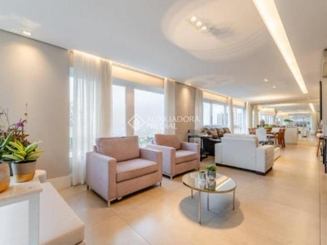 APARTAMENTO COM 3 SUÍTES NO BAIRRO RIO BRANCO