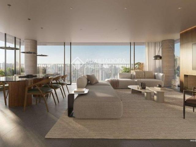 Apartamento com 3 suítes no Moinhos de Vento