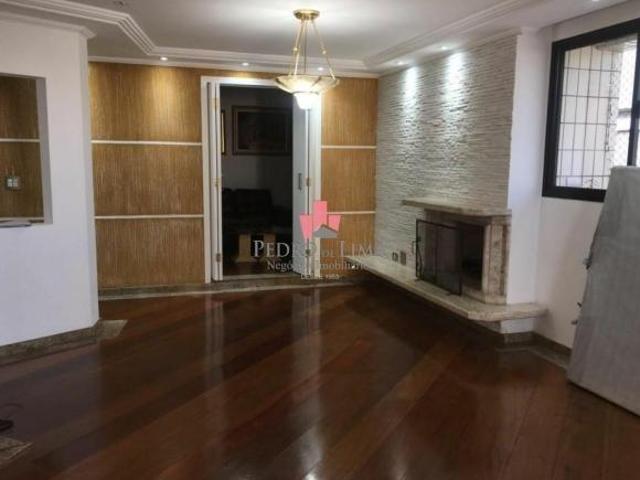 Apartamento com 3 suítes no Tatuapé