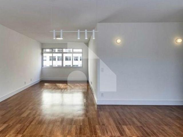 Apartamento com 3 suítes na Santa Cecília