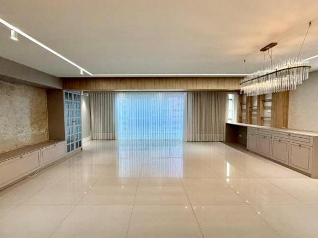 APARTAMENTO COM 3 SUÍTES NA ZONA 01 EM MARINGÁ PR