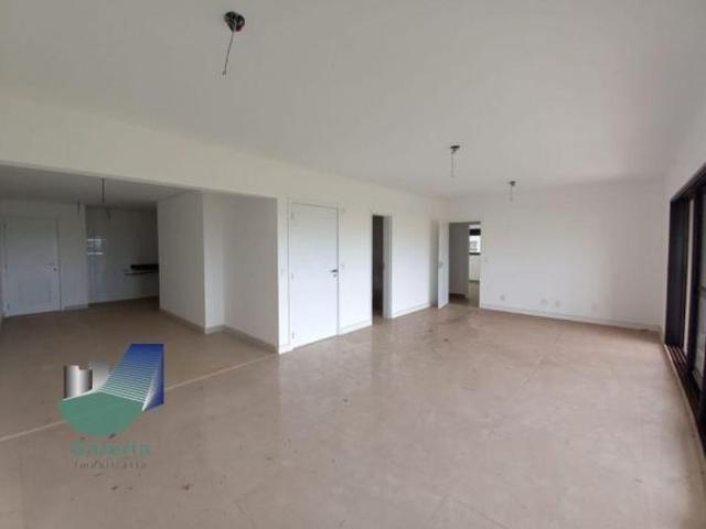 Apartamento com 3 suítes para alugar, 197m² Jardim Olhos D Agua