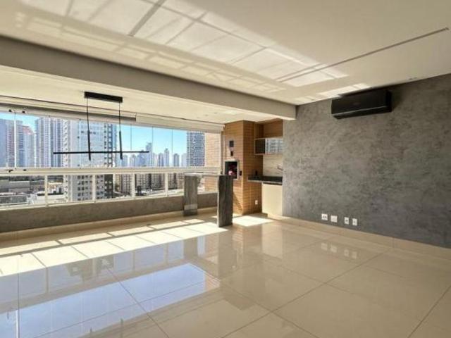 APARTAMENTO COM 3 SUITES PLENAS E CHURRASQUEIRA 122 m²