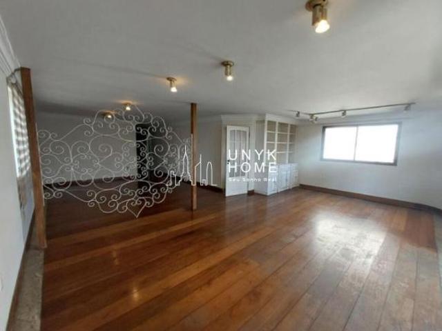 Apartamento com 3 suítes próximo a PUC