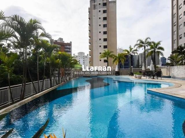 Apartamento com 3 suítes Vila Suzana