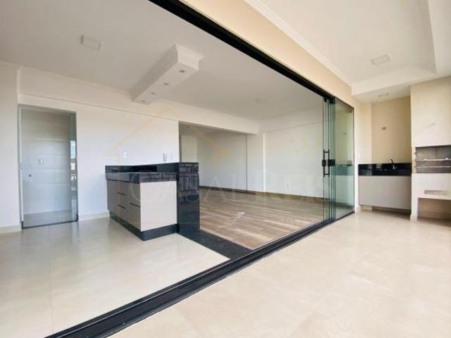 Apartamento com 3 Suítes, Zona Oeste